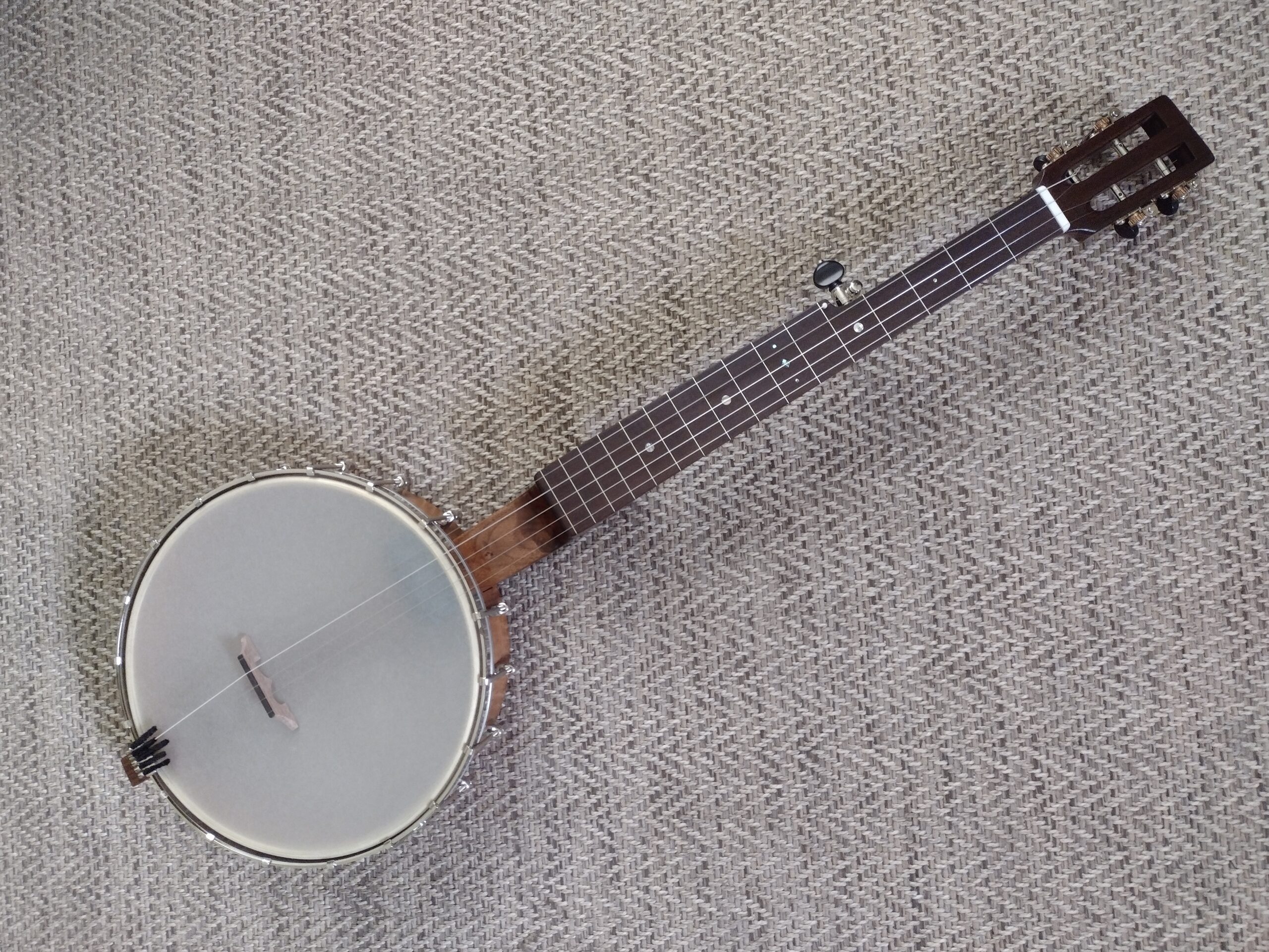 Walnut, Flushfret, Steel – THUMPY BANJOS